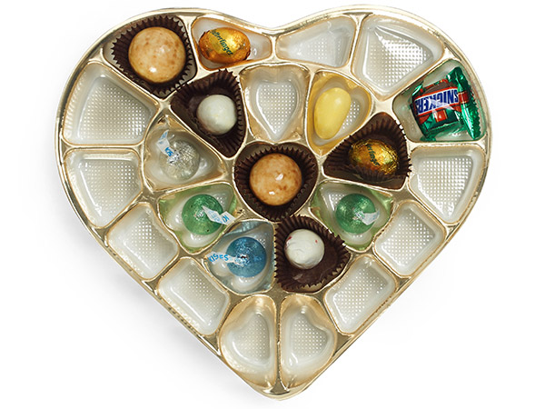 Gold Candy Trays Large Heart, 9x8x1", 30 Pack | Nashville Wraps